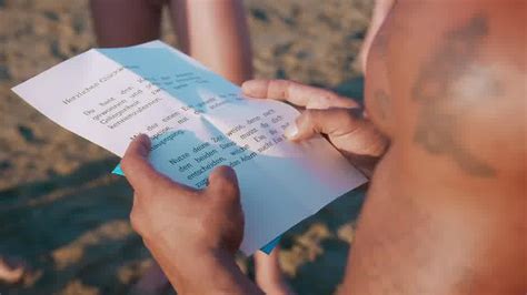 Adam Sucht Eva Adam Looking For Eve Germany Page Lpsg