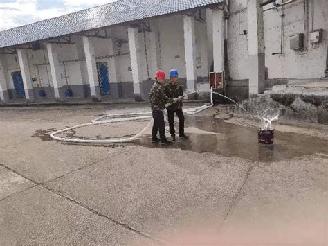 【县区动态】开展消防综合应急演练 守牢粮食安全底线处置火灾横峰县 【县区动态】开展消防综合应急演练 守牢粮食安全底线处置火灾横峰县