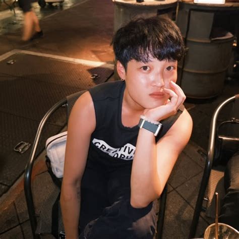 敏 Minhanjen • Threads Say More