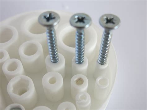 Designing 3d Printed Screw Threads