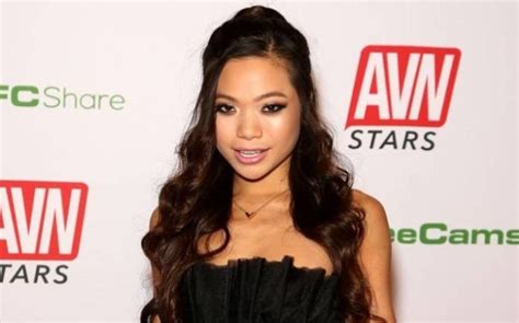 Vina Sky Age, Biography, Net Worth, Career, Personal Life, and More - Influencers Gone Wild