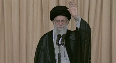 အစ္စရေးကို ထပ်မံ တိုက်ခိုက်မယ်လို့ အီရန်ခေါင်းဆောင် ကြုံးဝါး Ayeyarwaddy Times