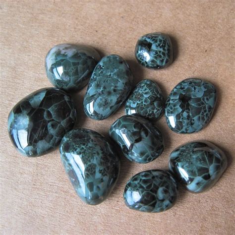 Pumpellyite Encyclopedia