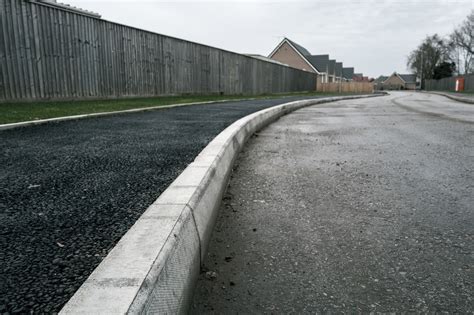 Kerbs In Roads Types Of Kerbs Kgexp