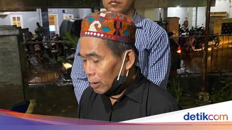 Bopak Sempat Jenguk Dan Cium Kening Abah Qomar Di Icu