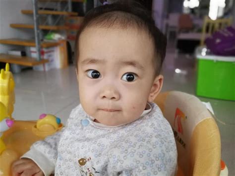 与父亲同肝共苦的 岁小女孩去世 捐献角膜遗体留大爱凤凰网湖南 凤凰网