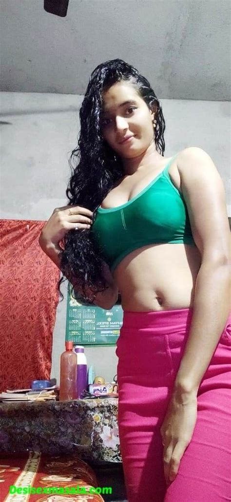 Sexy Desi Figure Girl Showing Cute And Tite Boobs 39 Pics Xhamster
