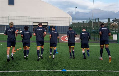 Bellway Sponsors Llanrumney United For Second Season In A Row