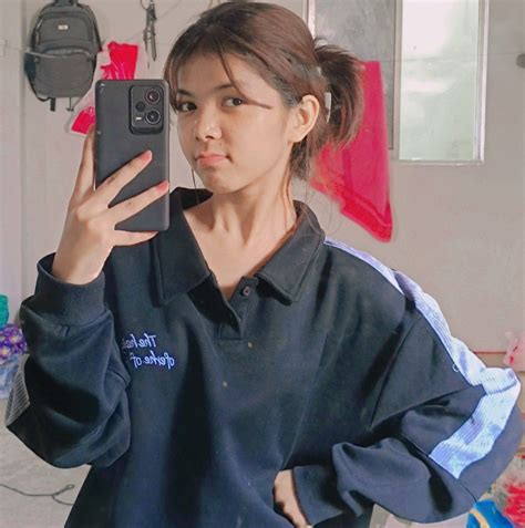 Grace ဒီအထဲမှာ တစ်ယောက်ကိုတစ်ယောက်ချစ်ရက်နဲ့ သံယောဇဉ်ရှိရက်နဲ့လမ်းခွဲကြရတဲ့သူတွေများတာကိုပိုတ