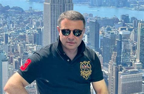 ალუდა ღუდუშაური რომელმაც ცოლი სამშობიაროდ ამერიკაში ორჯერ წაიყვანა “რუსულ კანონზე” ხელმომწერი