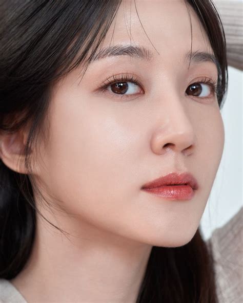 Pin De Bye B Tch Em 🔪😈parkeunbin🐇 Em 2025 Mulheres Coreanas Mulheres