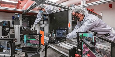 Plasma Acceleration Intro To Laser Plasma Accelerators Lasernetus