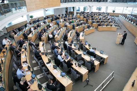 Ending Seimas session – between effectiveness and chaos - EN.DELFI