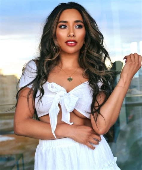 Donna Benedicto Biography Age Height Weight Boyfriend Mrdustbin