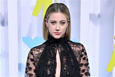 Lili Reinhart