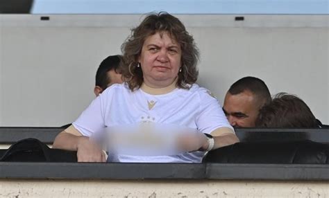 Наталия Киселова сама си поръчала скандалната тениска