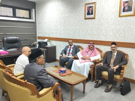 Jalin Kerja Sama Al Ikhlash Gelar Konferensi Ilmiah Internasional Al Ikhlash Ponpes Id