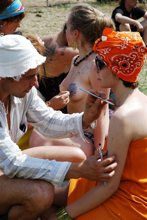 Nude Russian Girls With Body Art Russian Sexy Girls