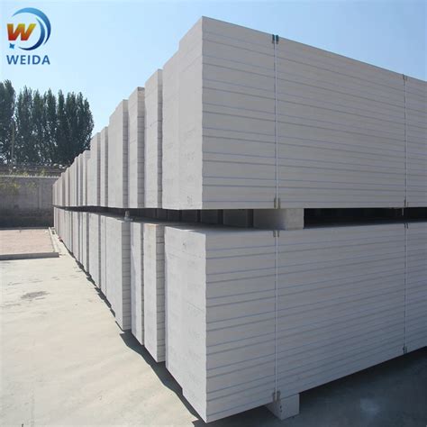 Lightweight Precast Concrete Wall Panels