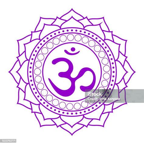 선화 일곱 번째 차크라 사하스라 힌두교 산스크리트어와 왕관 또는 가장 높은 차크라 보라색은 명상 요가의 평평한 상징이다 벡터 차크라에 대한 스톡 벡터 아트 및 기타 이미지