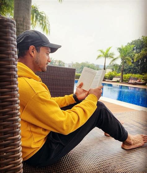 Mayank Agarwals Feet