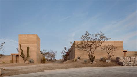 Taller Héctor Barroso uses rammed earth to create Mexican Open venue