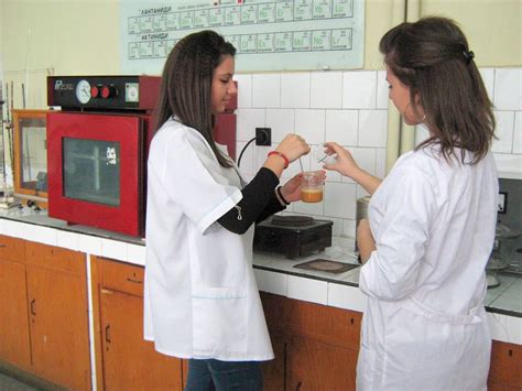 Технология на фармацевтични и парфюмерийно козметични продукти ПГЕХТ Проф Асен Златаров