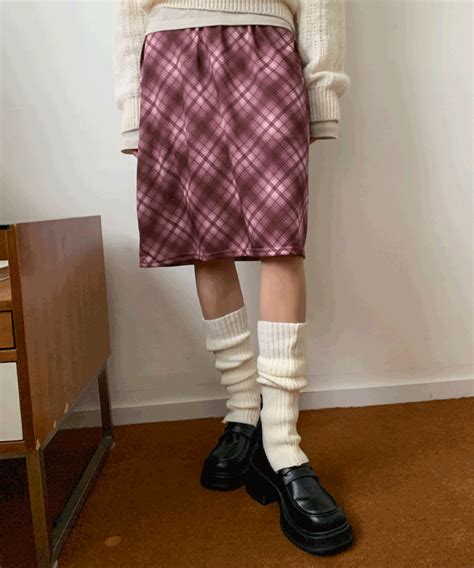 인기 캘리나 체크 쉬폰 스커트 긱시크프레피룩4color 에이블리