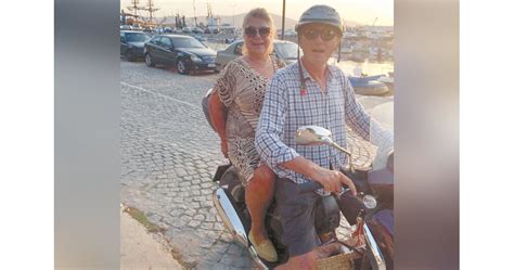 Марта Вачкова обикаля Созопол на мотор