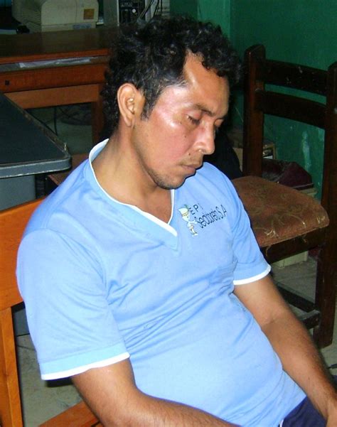 Intenta Quitarse La Vida Tras Ser Sorprendido Manoseando A Sobrina De A Os Diario De