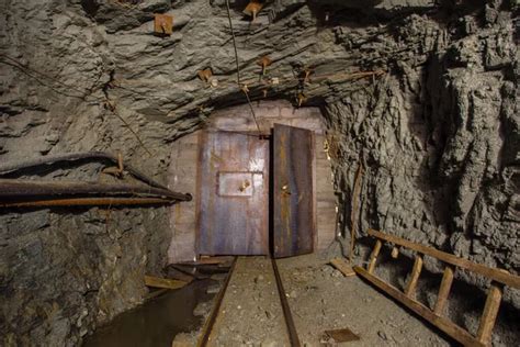 Mine Entrance Stock Photos Royalty Free Mine Entrance Images Depositphotos