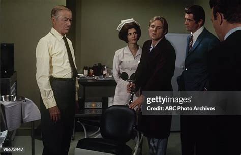 Robert Milli Photos Et Images De Collection Getty Images