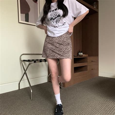 Fw트렌드가을신상실키소재 레오파드미니스커트 호피 A라인 스커트 에이블리