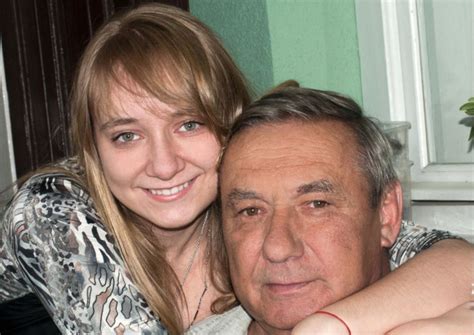 Бев очајна кога легнав со партнерот на мајка ми Она што ми го кажа следниот ден ме остави без