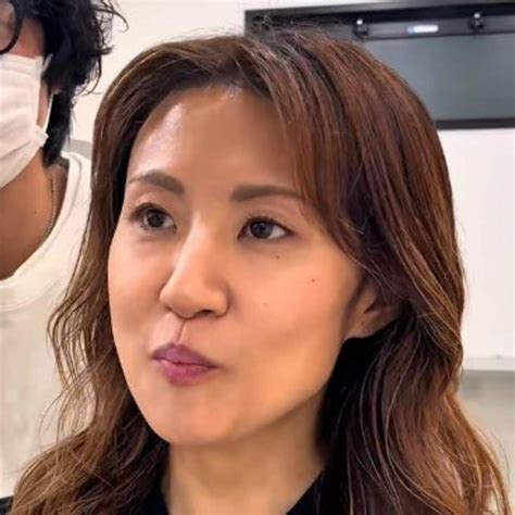 【大変身】ショートで女らしさが消えないか不安な女性がショートボブで大胆イメチェン！ふんわりとした女性らしさに！ 理想以上の仕上がりに思わず「すごい」 4ページ目 Limo くらしと