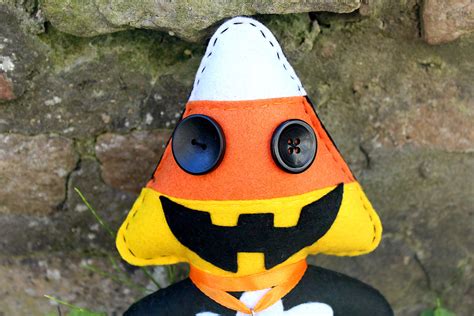 Candy Corn Head Locket Voodies