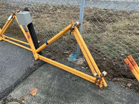 Scaffolding Outriggers 2 Hurley Real Estate And Auctions