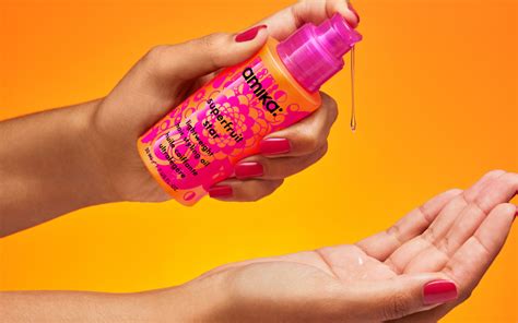 Meet New Superfruit Star Lightweight Styling Oil Amika