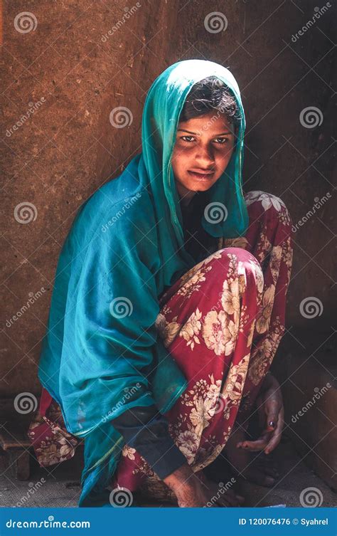 Indian Girl In Traditional Clothing Editorial Image Cartoondealer
