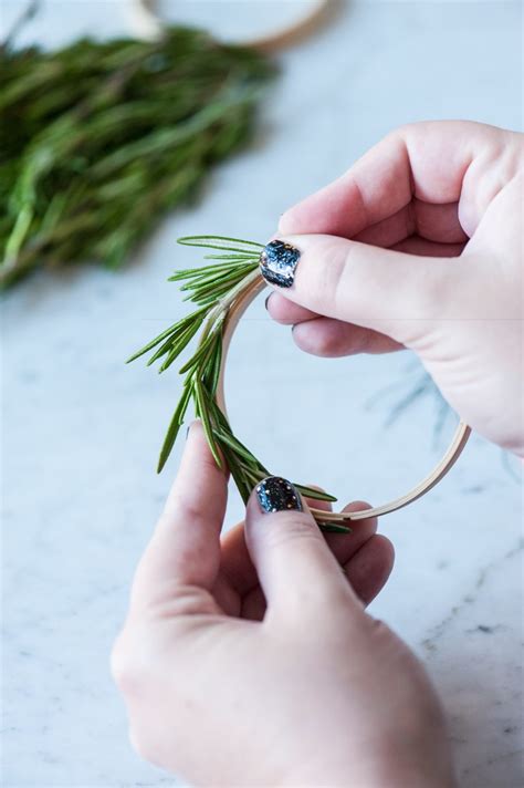 Diy Mini Rosemary Wreath Garland The Sweetest Occasion