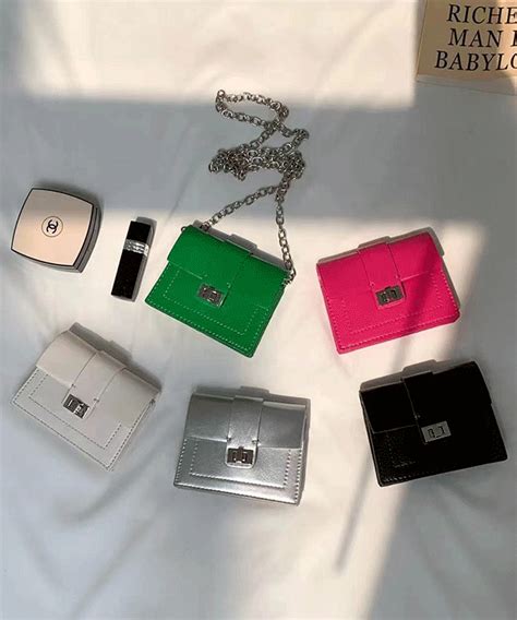 주문폭주컬러맛집 체인 미니백 카드지갑 버클 비비드 마이크로 스퀘어 컬러 크로스백 5color 에이블리