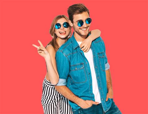 Why Social Media Couples Love Social Media Dr Tahira Rubab Hafeez