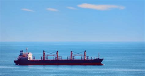 bet performer ship valuation predicting through linear regression