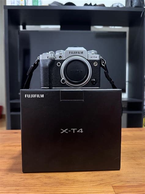 Fujifilm X T4 Camera Body Silver Agent 25k Fujinon Xf18 55mmf28 4