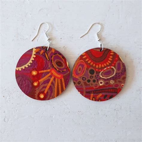 Red Velvet Big Round Clare Woods