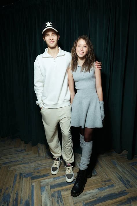 Звезды «Слова пацана Анна Пересильд и Леон Кемстач вместе вышли в свет Леди Дзен