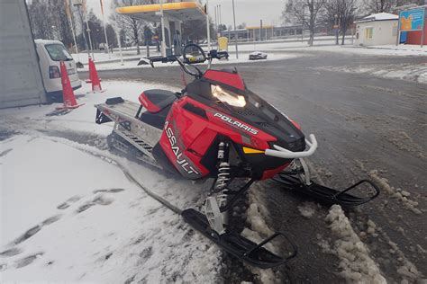 Polaris Assault 800 Regnummer Onr543 Auktioner Online Nätauktioner And Konkursauktioner Ps