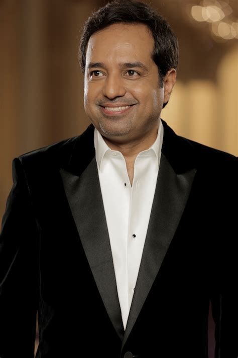 Rashed Al Majed And Waleed Al Shami To Headline Dsfs Grand Finale Show