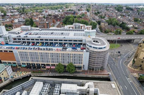 Cass Scaffolding The Oracle Reading Shutter Hire