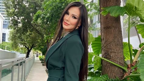 Esperanza Gómez Y Su Teoría Sobre Los Hombres Infieles